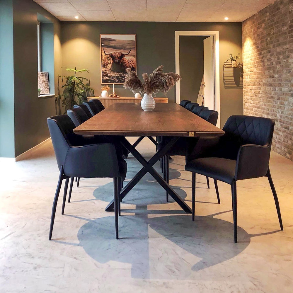 Køb eksklusive Rune-Jakobsen møbler hos Rune-Jakobsen Design